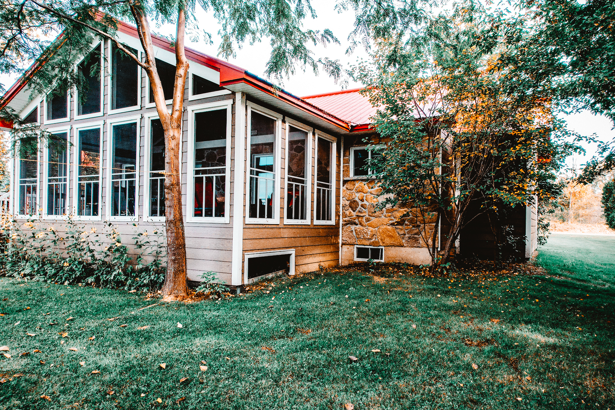 Veranda : Replacement of a deck with a 3-season veranda - Postech Screw ...